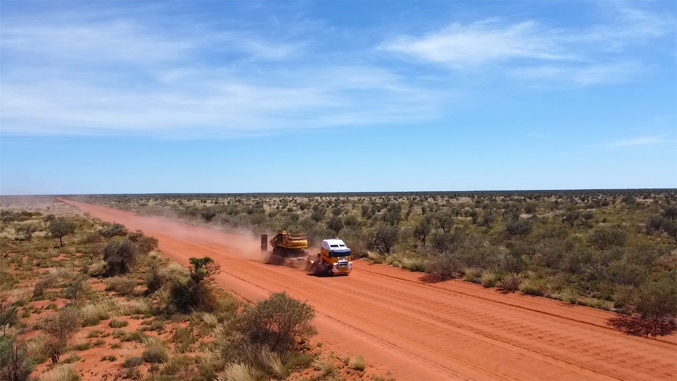 TRUCKING IN THE NT! | Brooks Transport